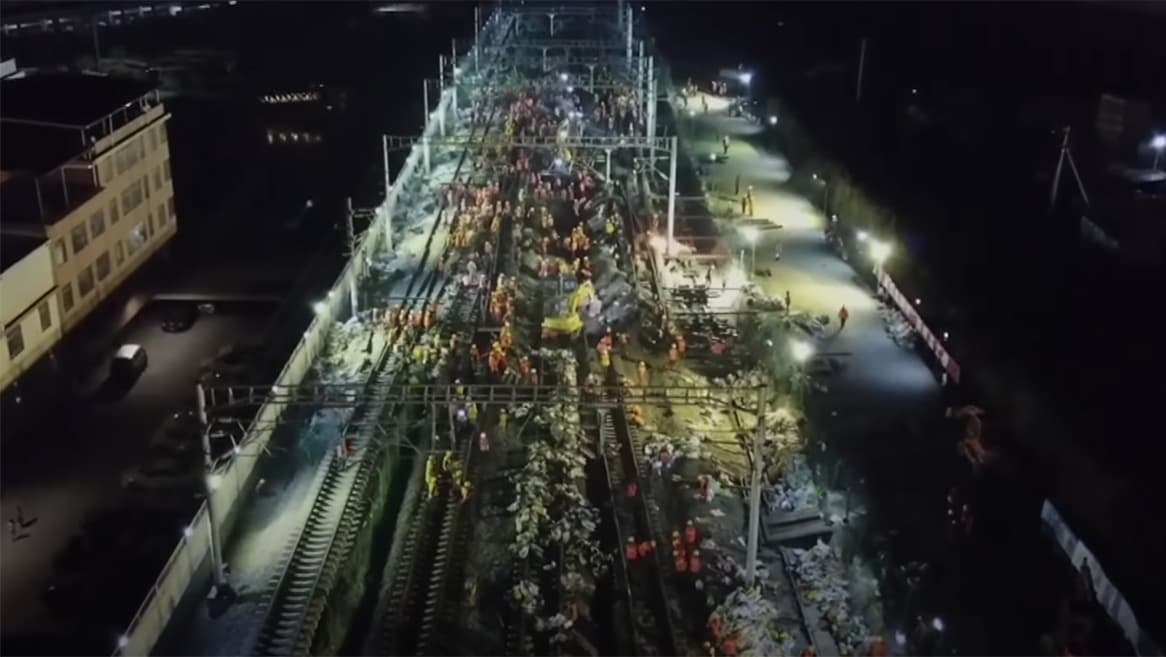 High speed rail station built in 9 hours